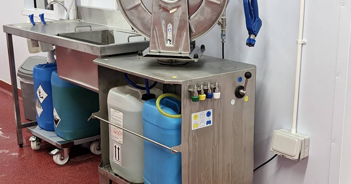 LEVO Food Production Washdown Station - Oishii Foods Ltd | Arcus ...